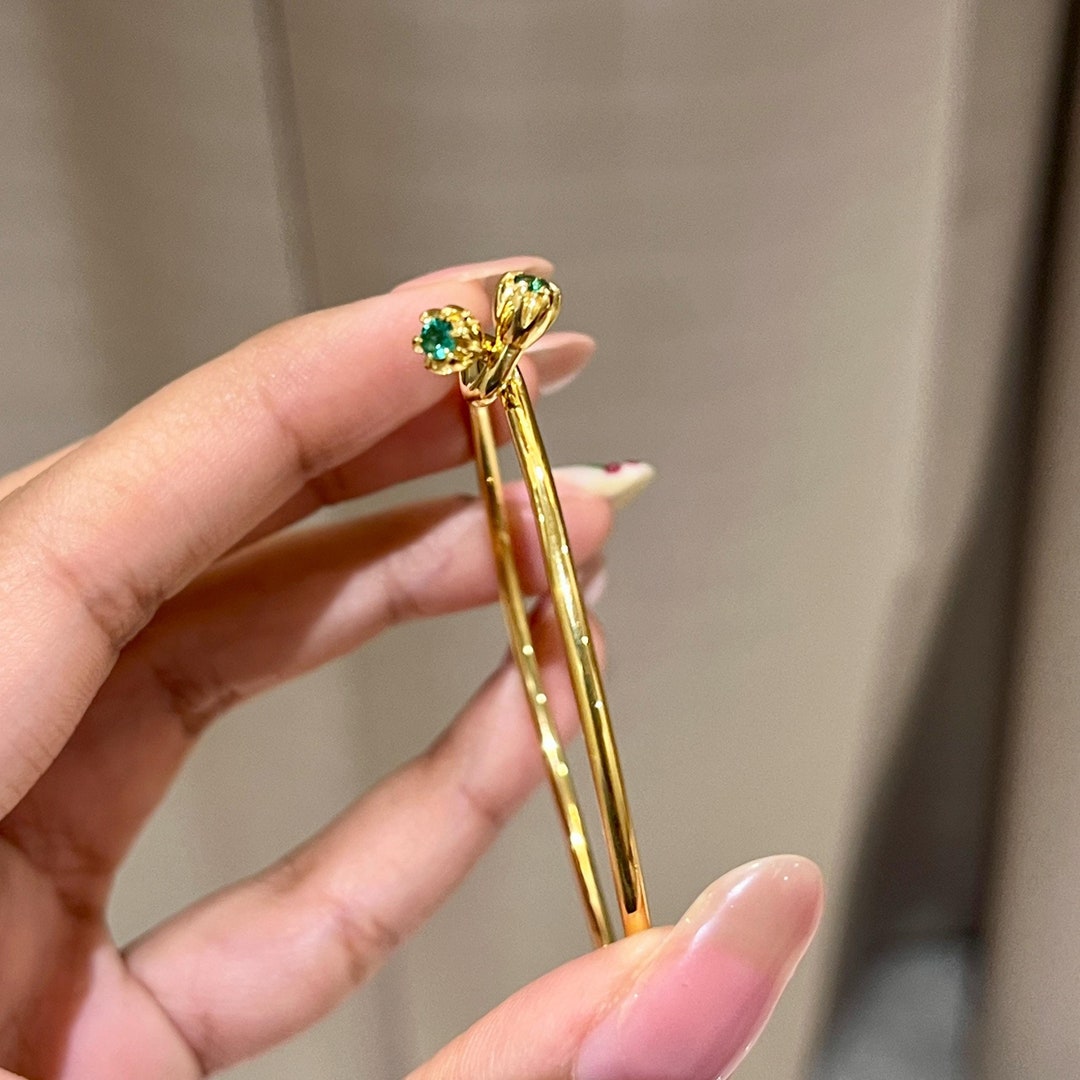 22k Gold Emerald Bangle, 22k Bangle, Gold Knot Bracelet, Minimal ...