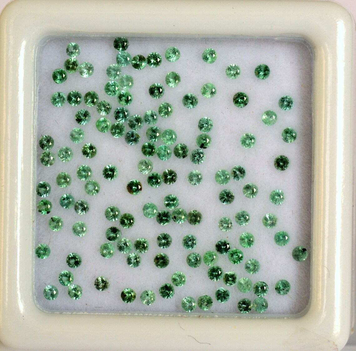 1.25 mm Natural Emerald Round Cut Calibrated Lot 100 Pcs 0.74 | Etsy