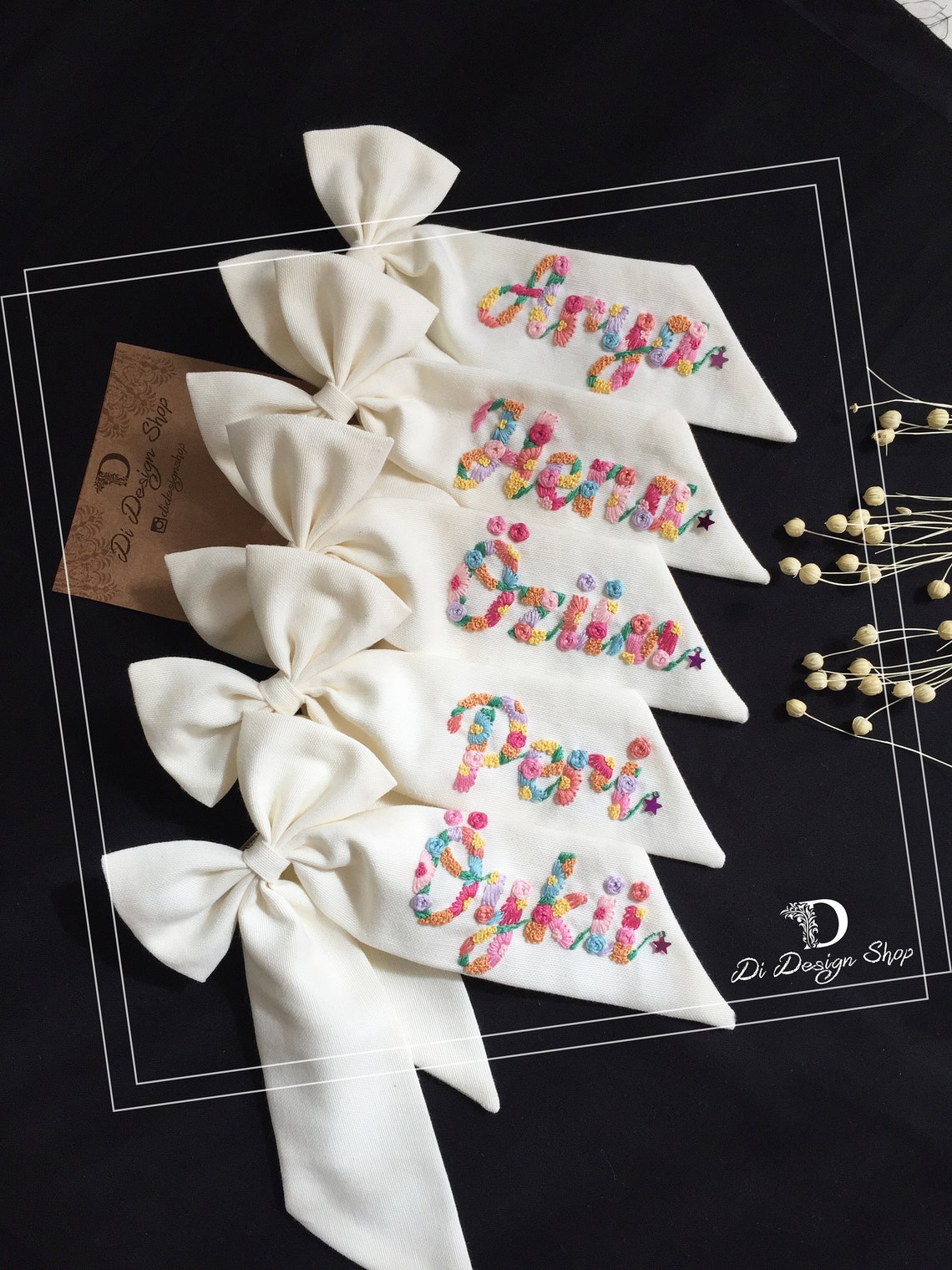 Name Hand Embroidered Bow Custom Name Bow Personal Hairbow - Etsy