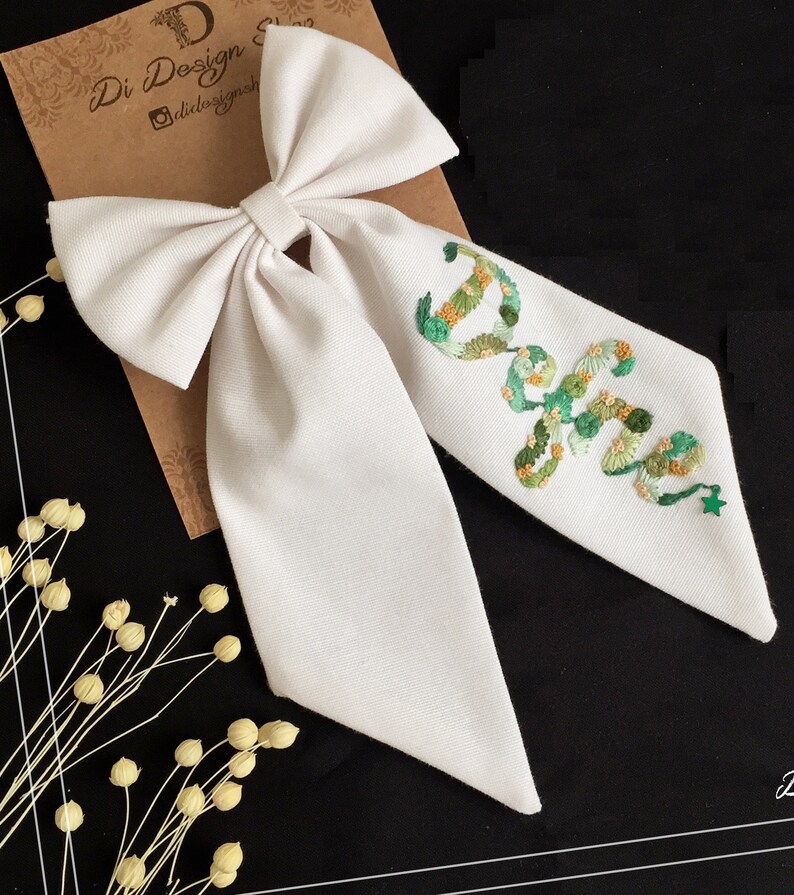 Name Hand Embroidered Bow Custom Name Bow Personal Hairbow - Etsy