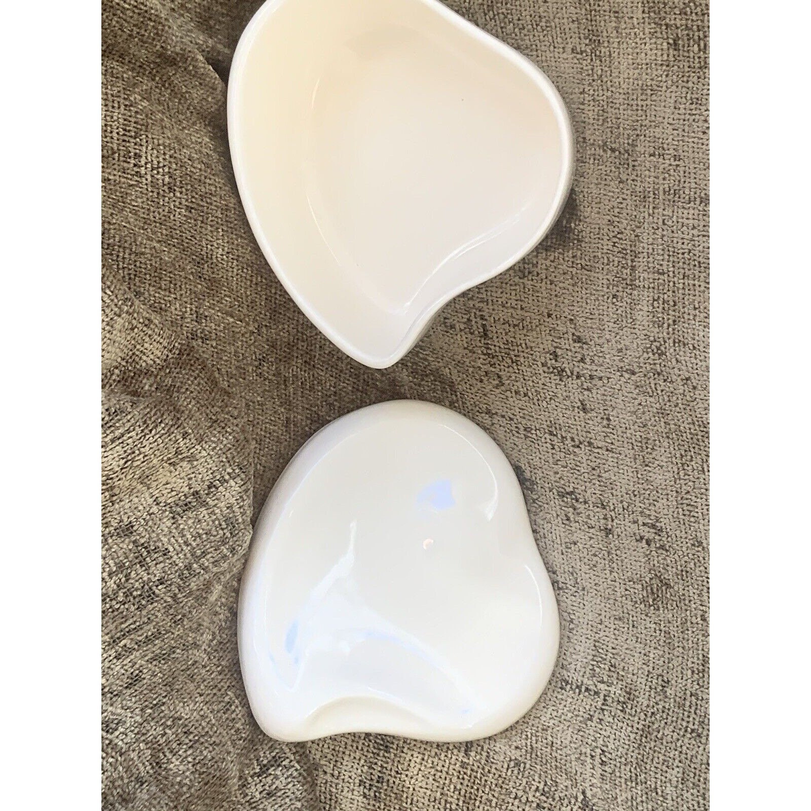 Elsa Peretti for Halston Lidded Heart Shaped Ceramic Powder Box ...