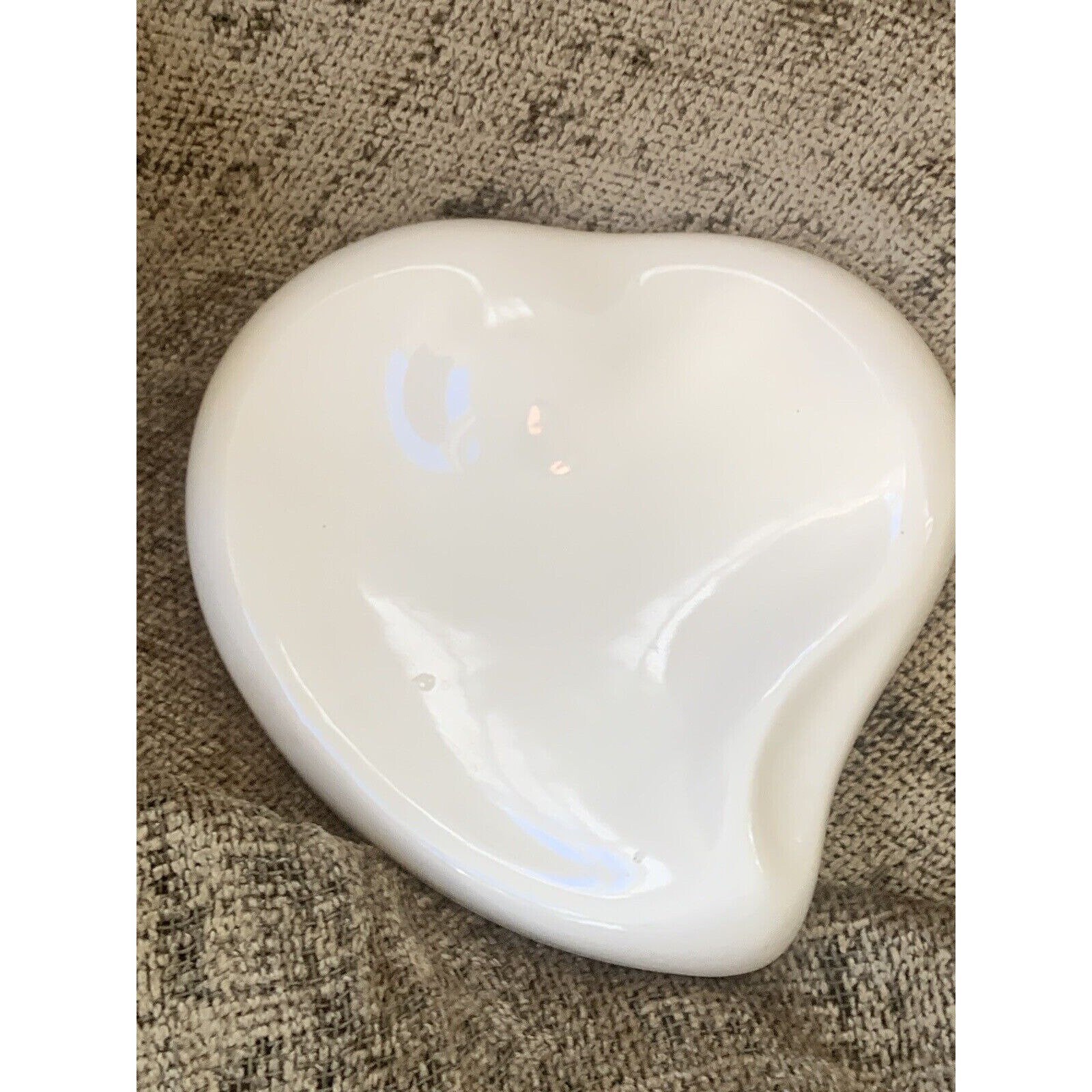Elsa Peretti for Halston Lidded Heart Shaped Ceramic Powder Box ...