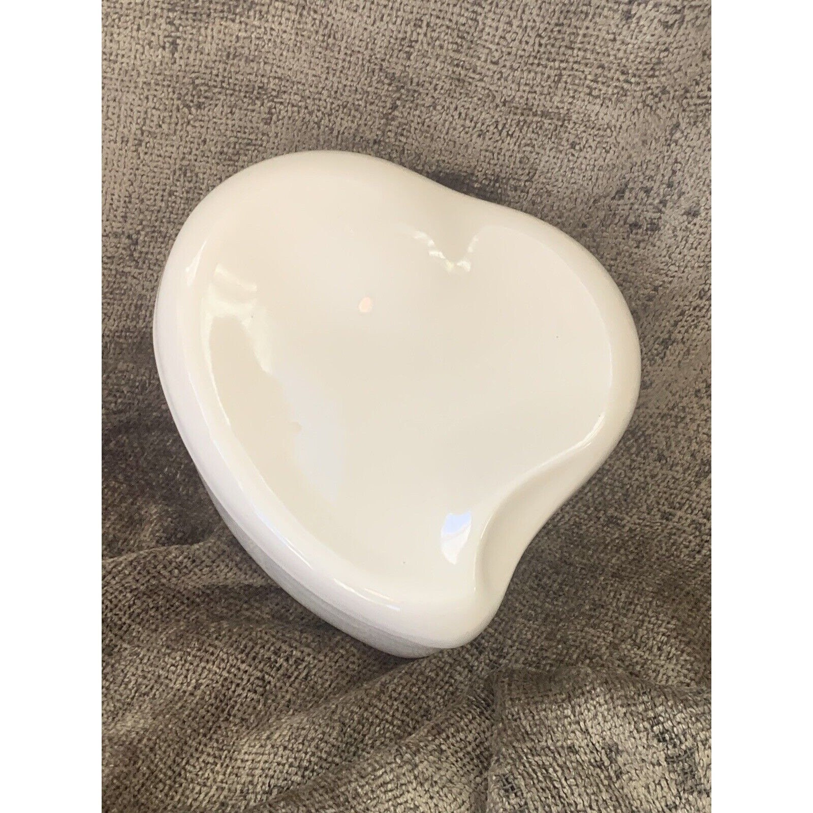 Elsa Peretti for Halston Lidded Heart Shaped Ceramic Powder Box ...