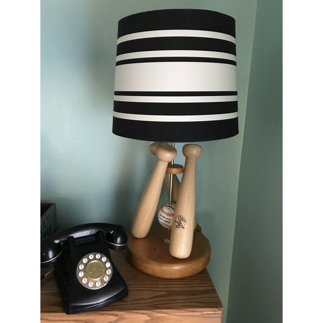 Chicago White Sox Baseball Bat Lamp. Classy Sport Lamp. - Etsy