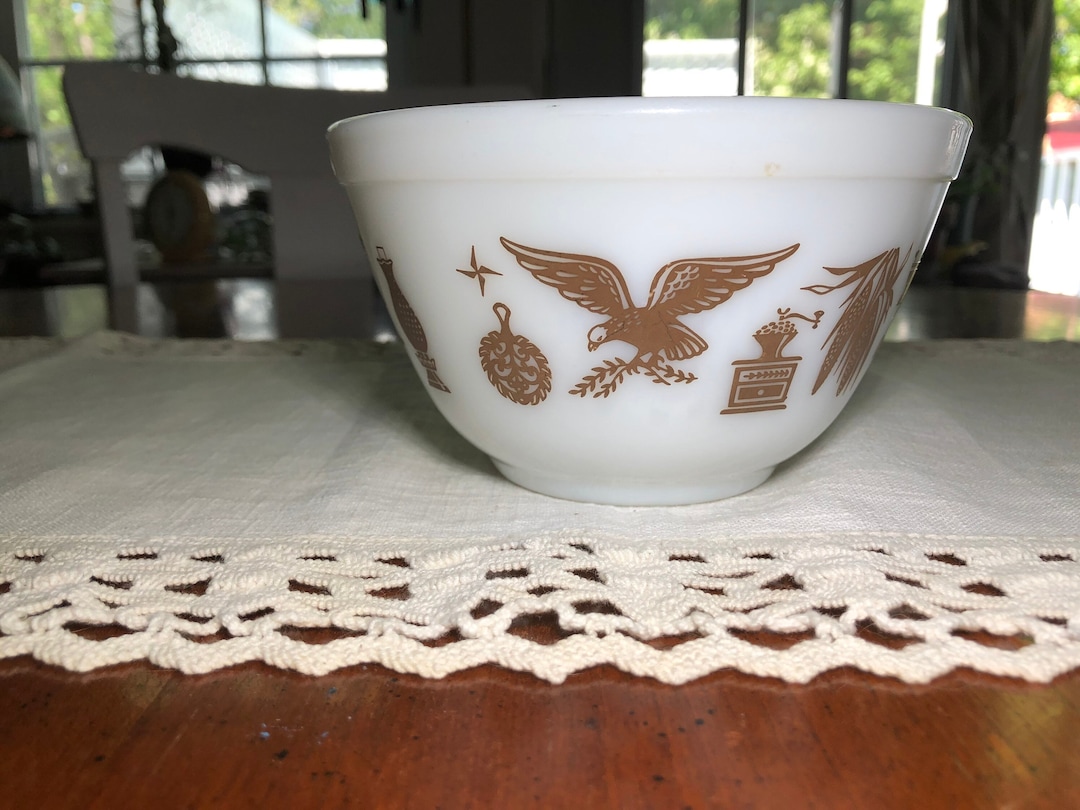 Pyrex American Heritage Brown Eagle Pattern Vintage Small Mixing Bowl ...
