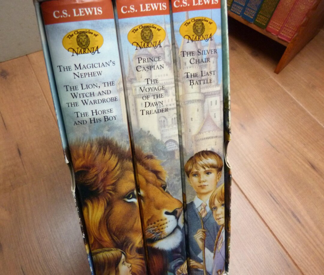 The Complete Chronicles of Narnia Collection Slipcase Containing Three ...