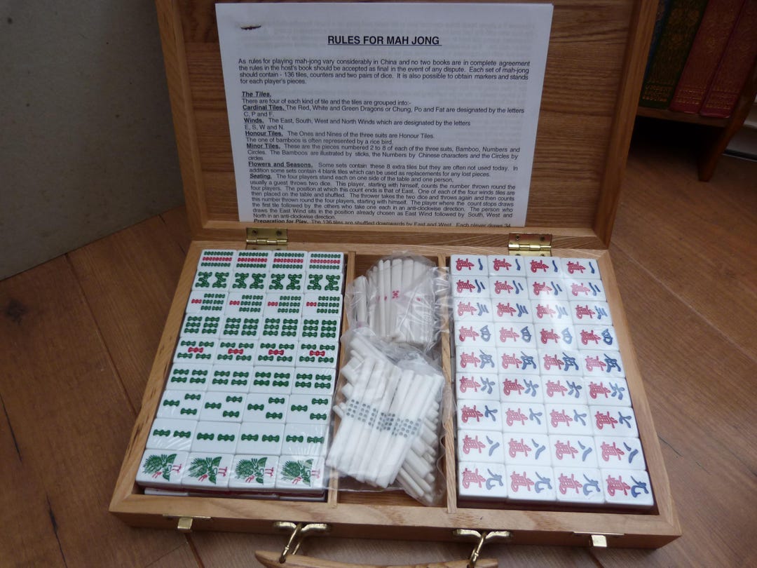 Vintage Japanese Riichi Mahjong Set in Carry Case Complete With 144 ...