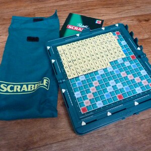 Vintage Pocket Scrabble Magnetic Set, Hard Plastic Folding Case Board ...