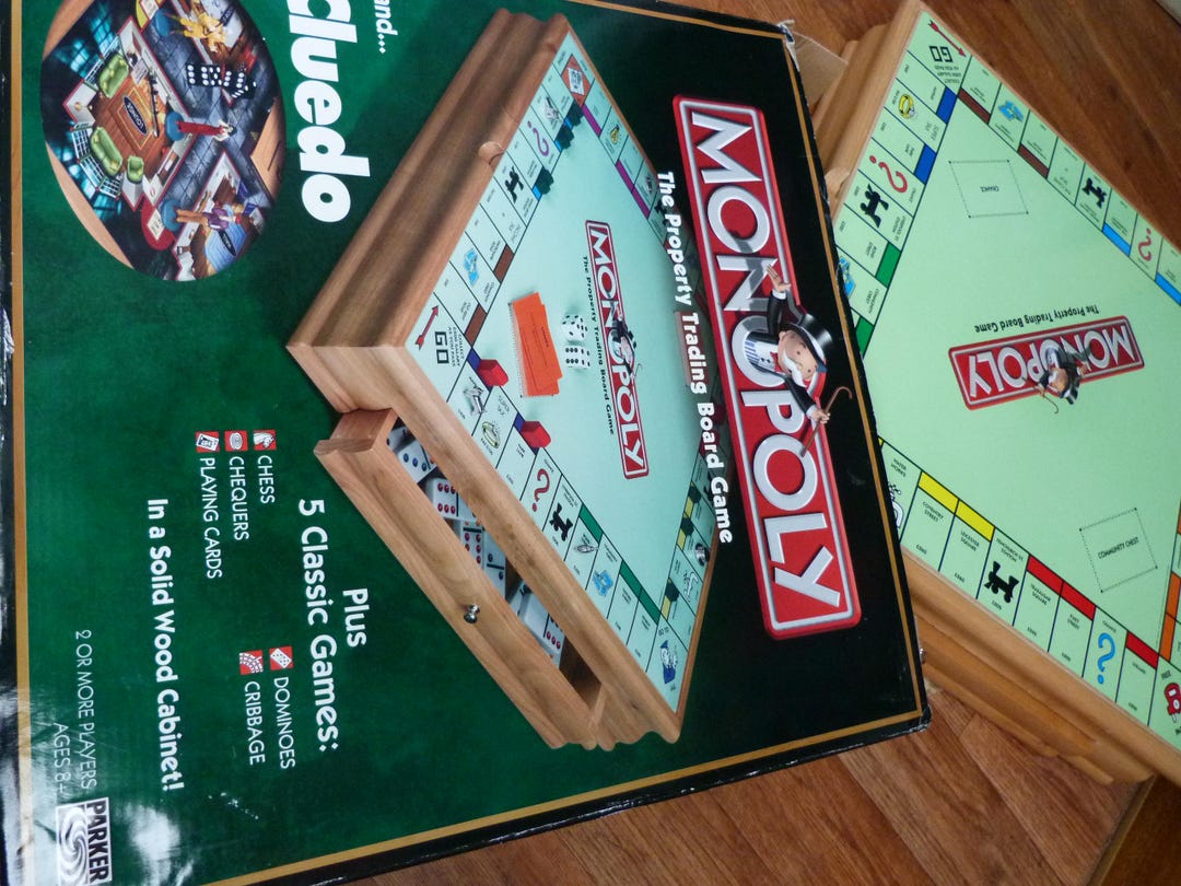 Unplayed Monopoly Cluedo Chess 7 Game Compendium in Large Wooden Case ...