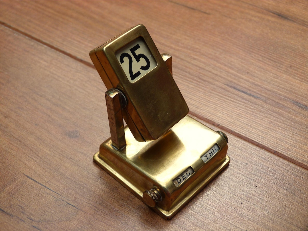 Vintage Metal Perpetual Flip Calendar. 1950s Brassy Finish Chromed ...