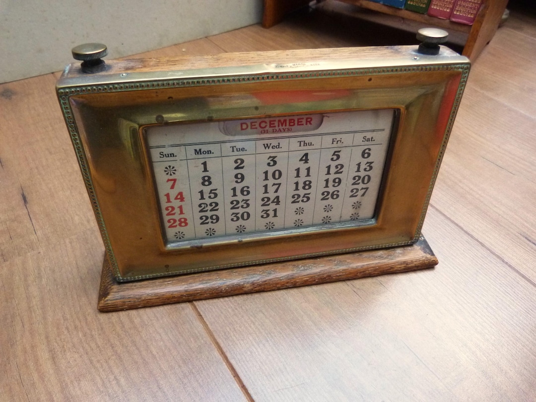 Vintage 1920s Perpetual Calendar Desk Calendar Oak and Metal Large ...