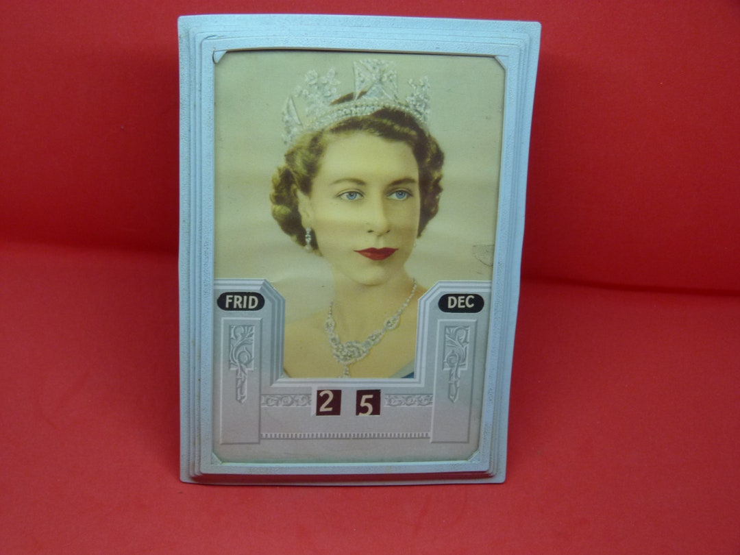 Vintage 1950s Queen Elizabeth II Perpetual Calendar Royal Memorabilia ...