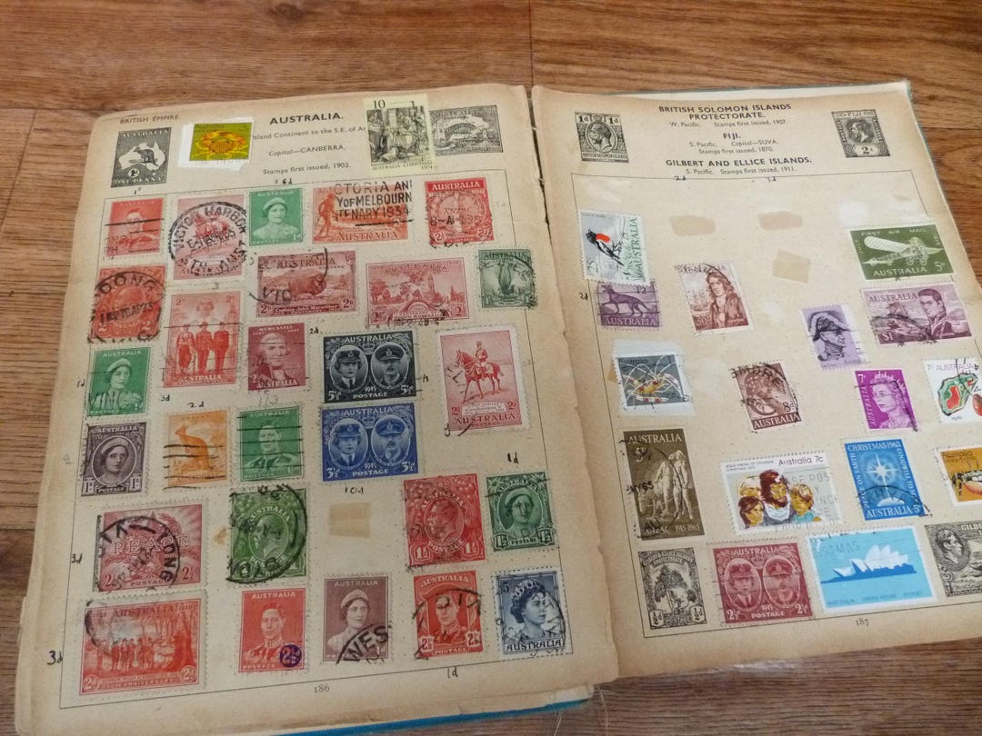 Vintage Stamp Album 800 Plus World Stamps 1900s-1960s Europe French ...