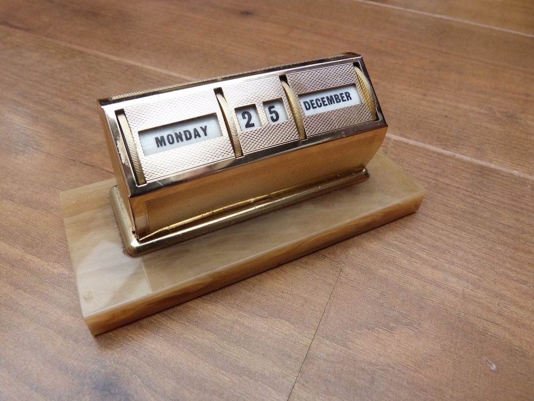 Vintage Perpetual Calendar Desk Calendar Gold/brass Colour - Etsy