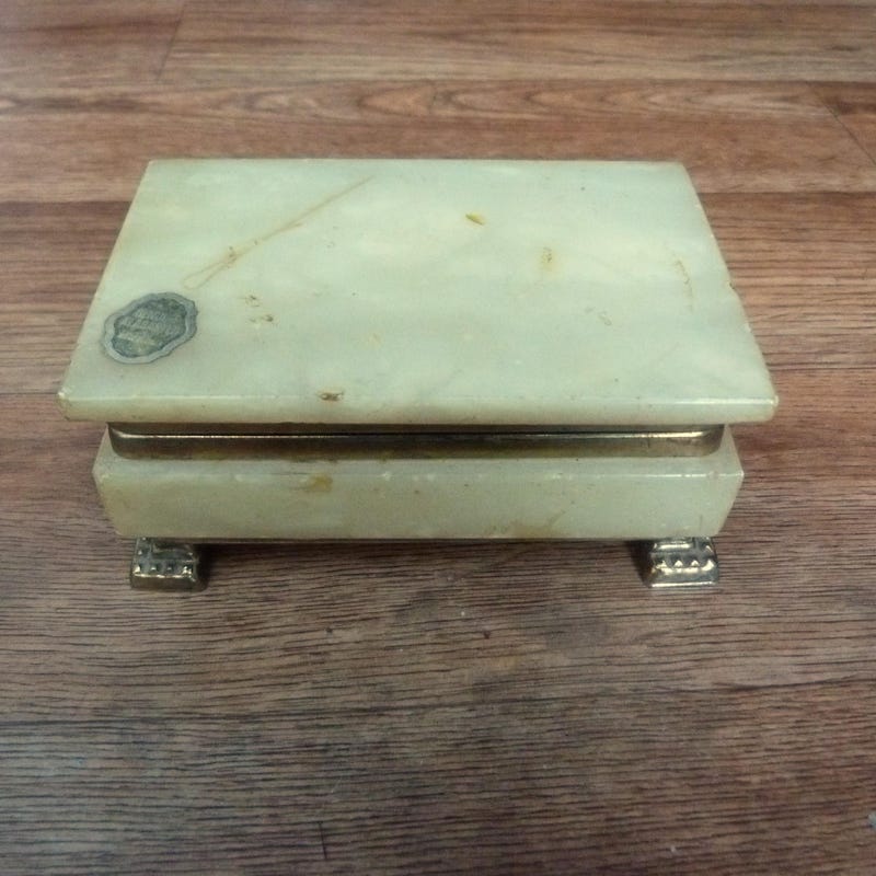 Alabaster Box - Etsy