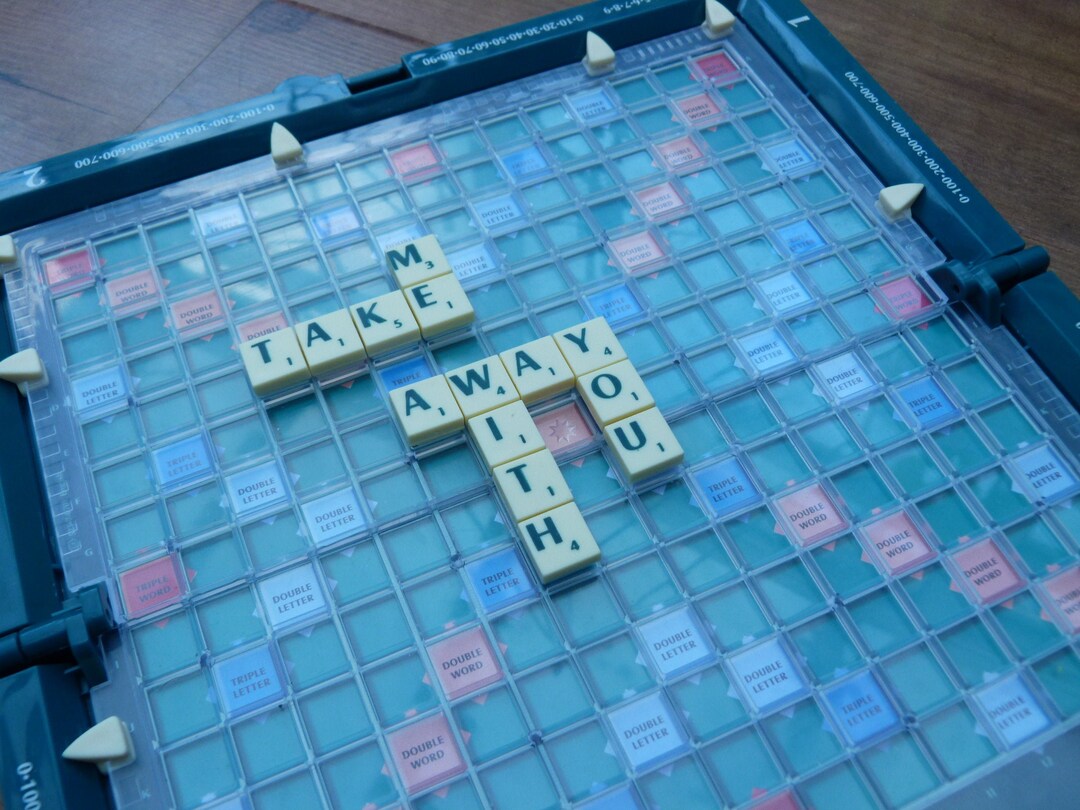Travel Deluxe Scrabble Set Clip-in Tiles in Hard Plastic Folding Case ...