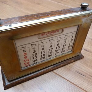 Vintage 1920s Perpetual Calendar Desk Calendar Oak Wood and Metal Large ...