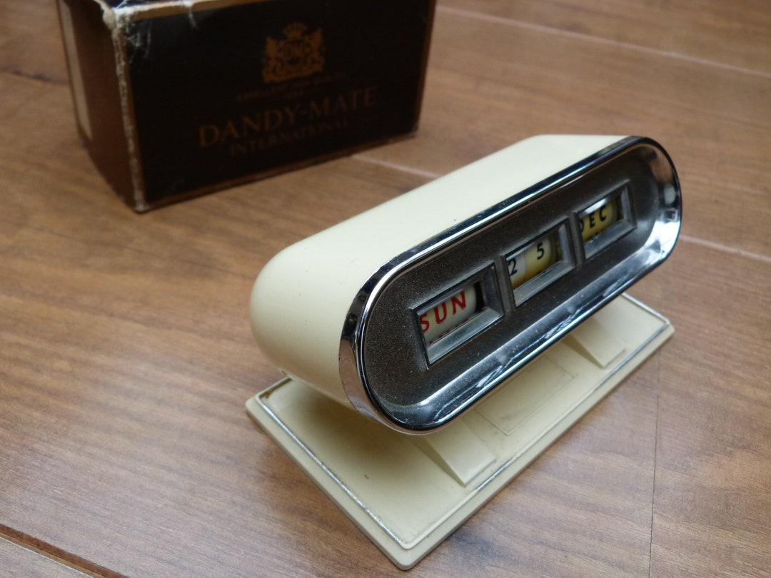 Vintage Retro Dandy-mate Perpetual Calendar Desk Calendar 1960s White Plasti Mid Century Modern ...