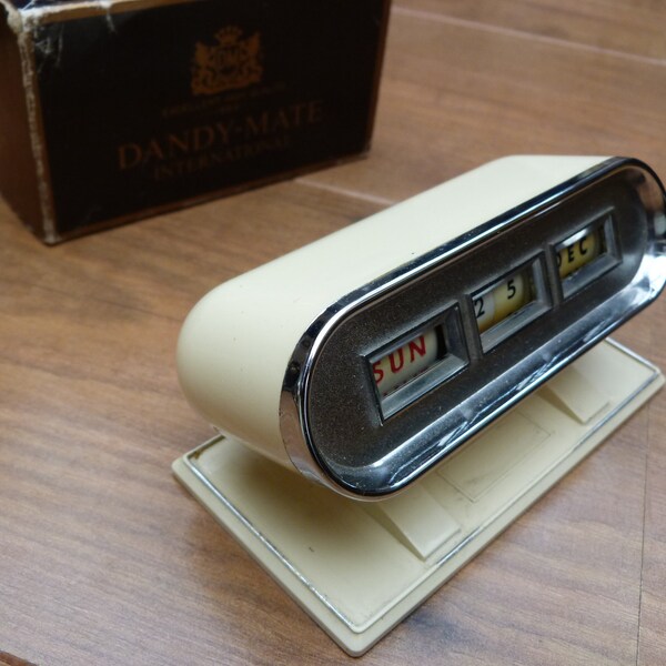 Retro Calendar - Etsy