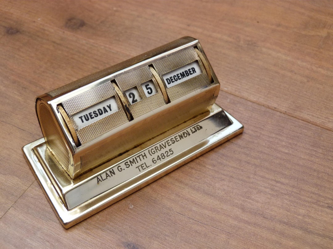 Vintage Perpetual Calendar Desk Calendar Gold Colour Shiny Chromed ...