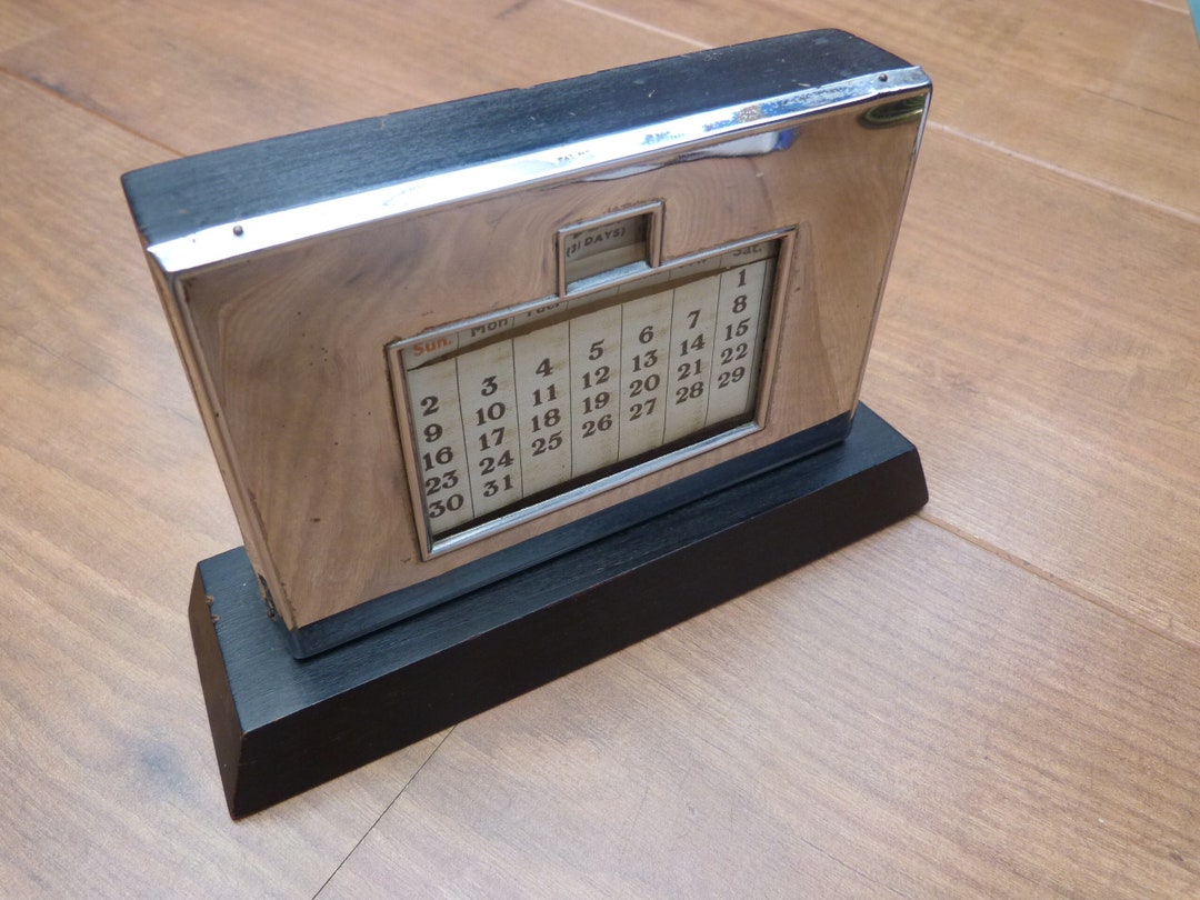 Vintage Perpetual Calendar Desk Calendar Wood and Metal Small Classic ...