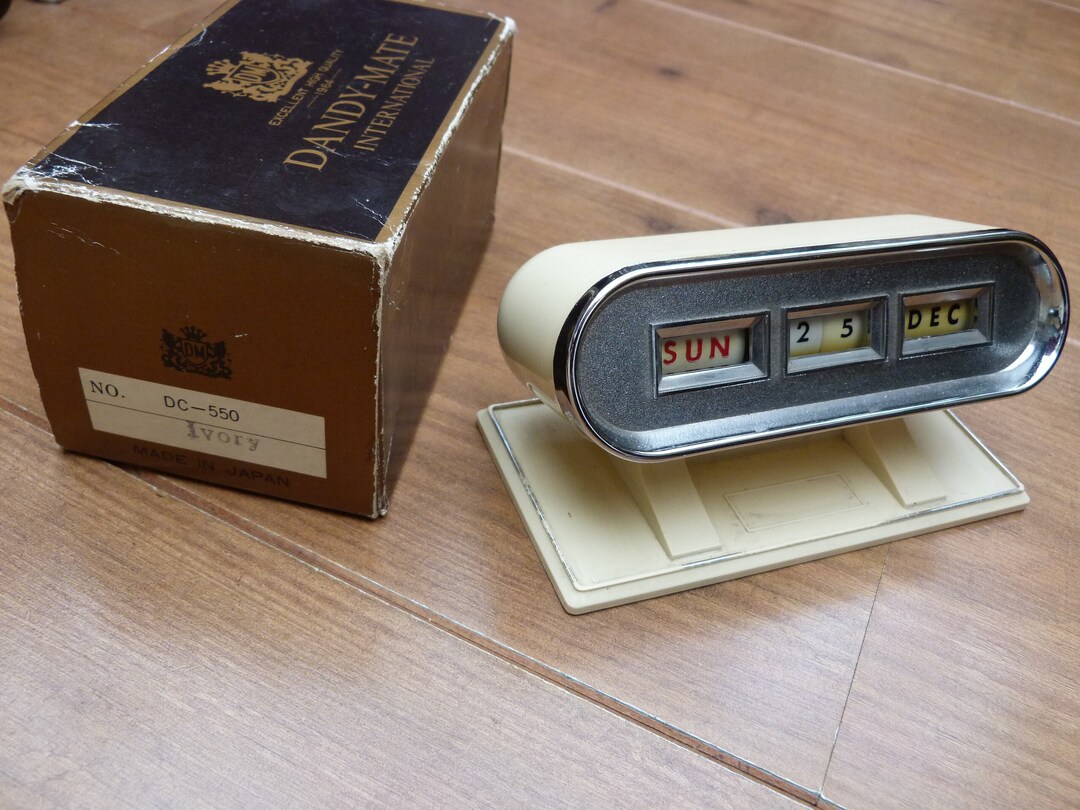 Vintage Retro Dandy-mate Perpetual Calendar Desk Calendar 1960s White ...