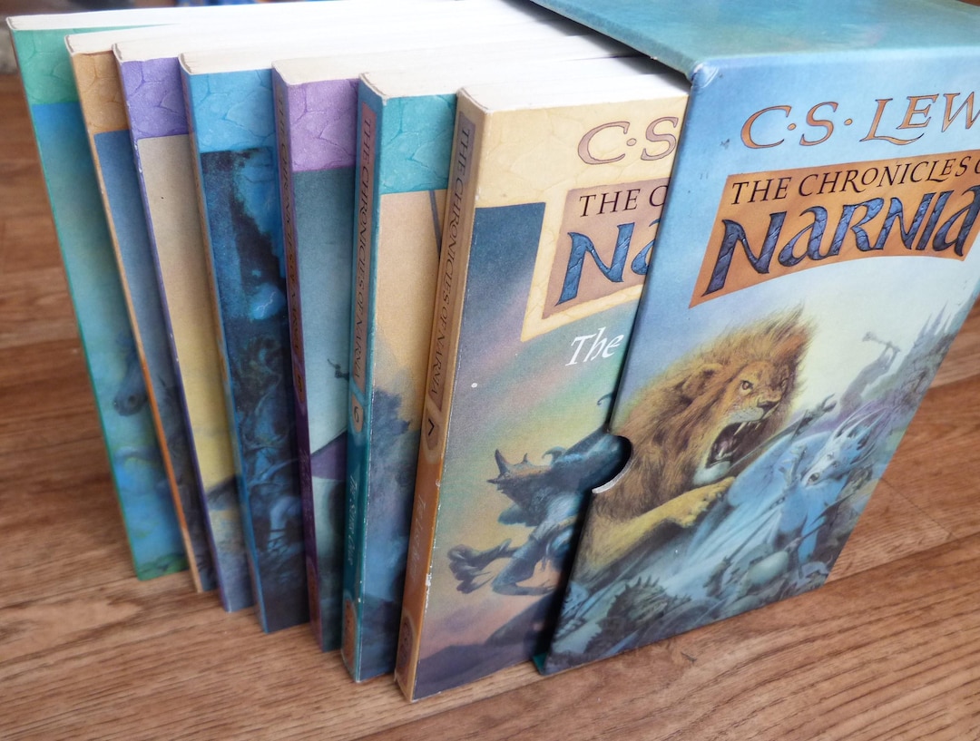 The Complete Chronicles of Narnia Collection Slipcase Containing Seven ...