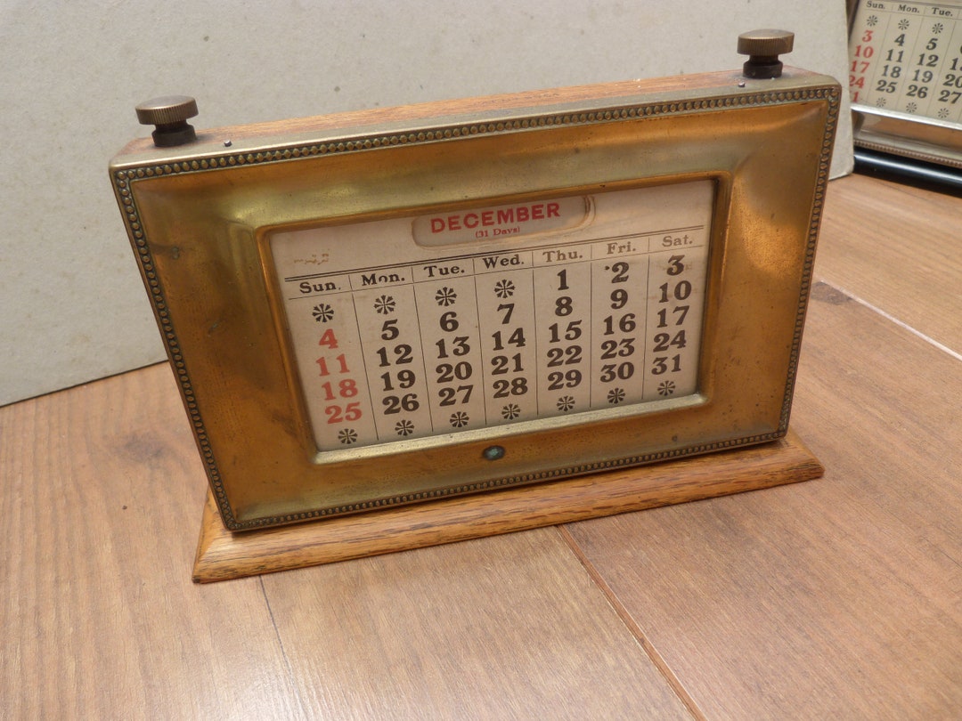 Vintage 1920s Perpetual Calendar Desk Calendar Oak and Metal Large ...