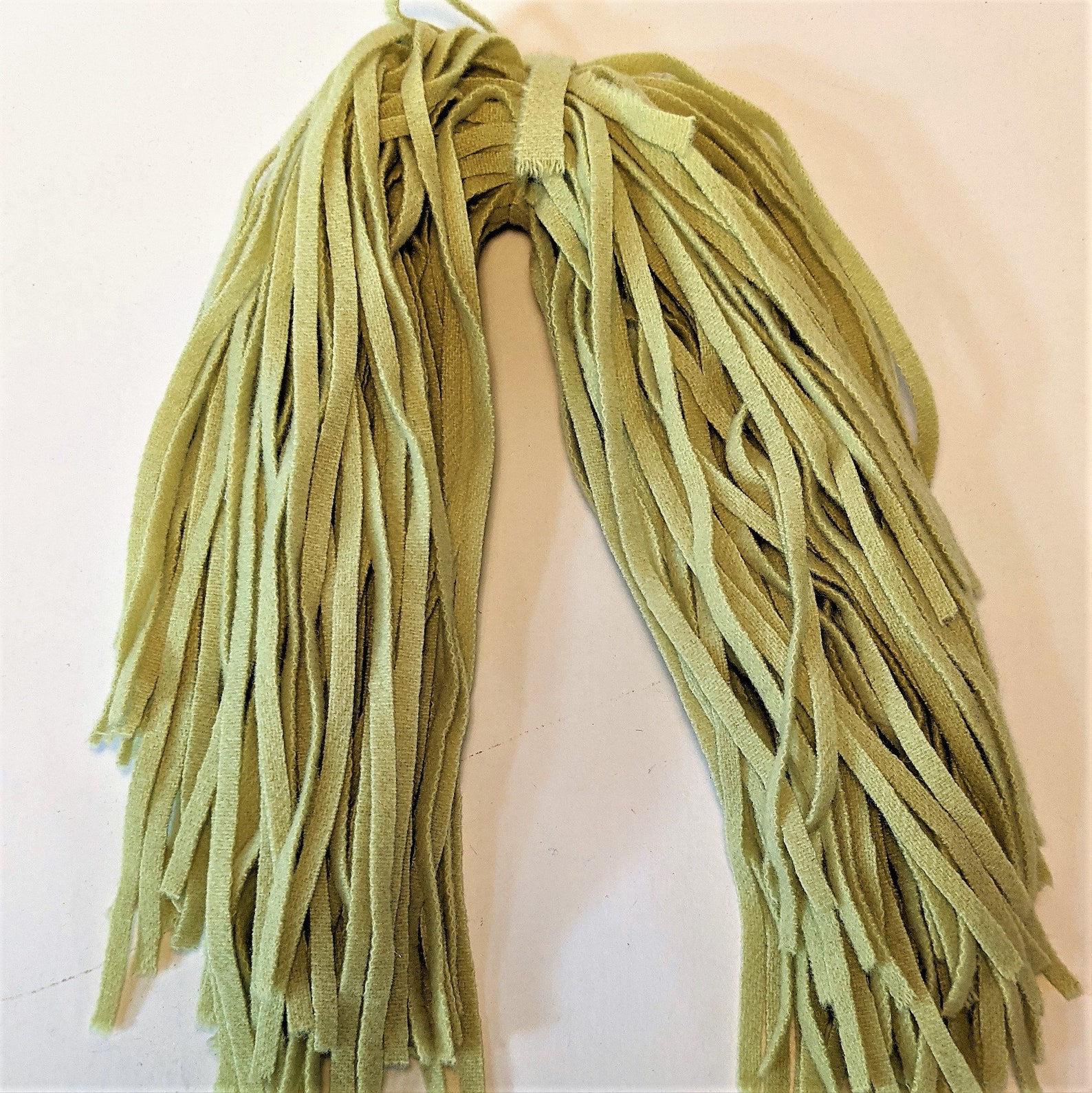 Dorr Wool Soft Lime Green Wool Strips on Number 6 Blade 18 - Etsy UK