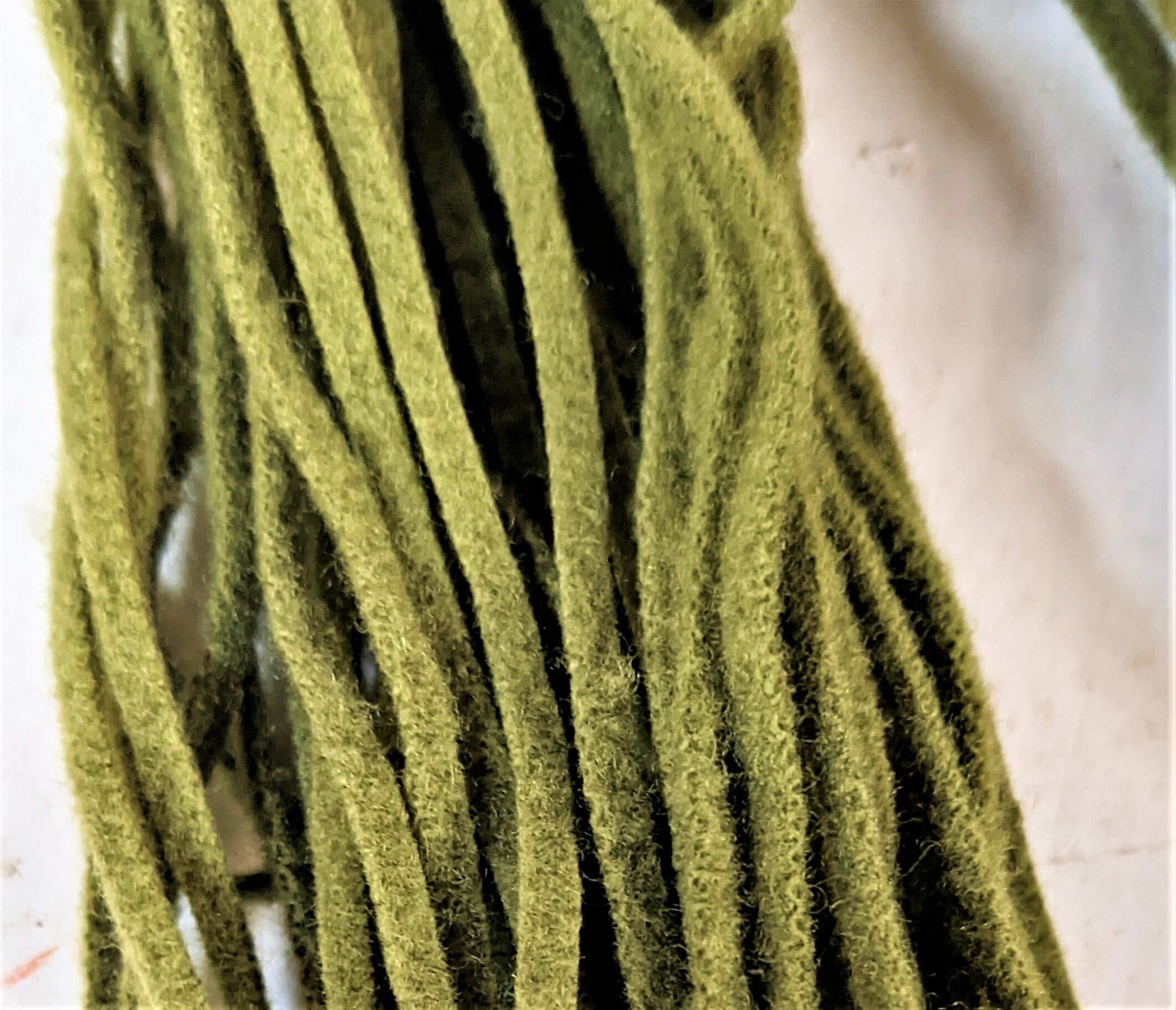 Dorr Mill Wool Strips Rug Hooking, Avocado, 2221, 18” Long #4 Blade Cut ...