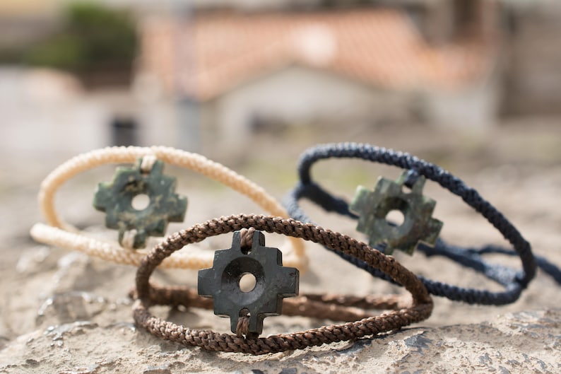 Chakana Serpentine Inca Cross Macrame Bracelet - Simple Elegant Hand ...