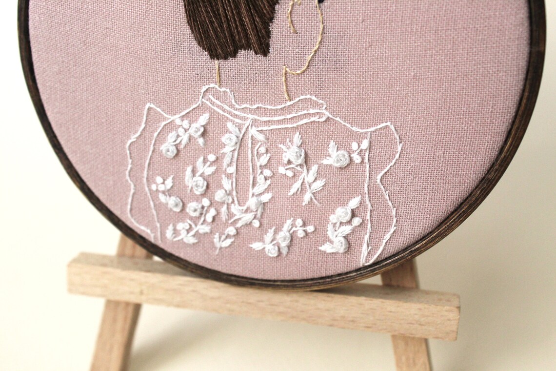 Girl Embroidery Mini Hoop on Cotton Fabric Embroidery Art - Etsy