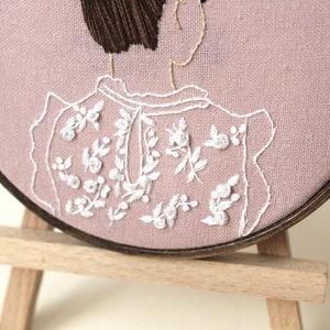 Girl Embroidery Mini Hoop on Cotton Fabric, Embroidery Art With 10cm ...