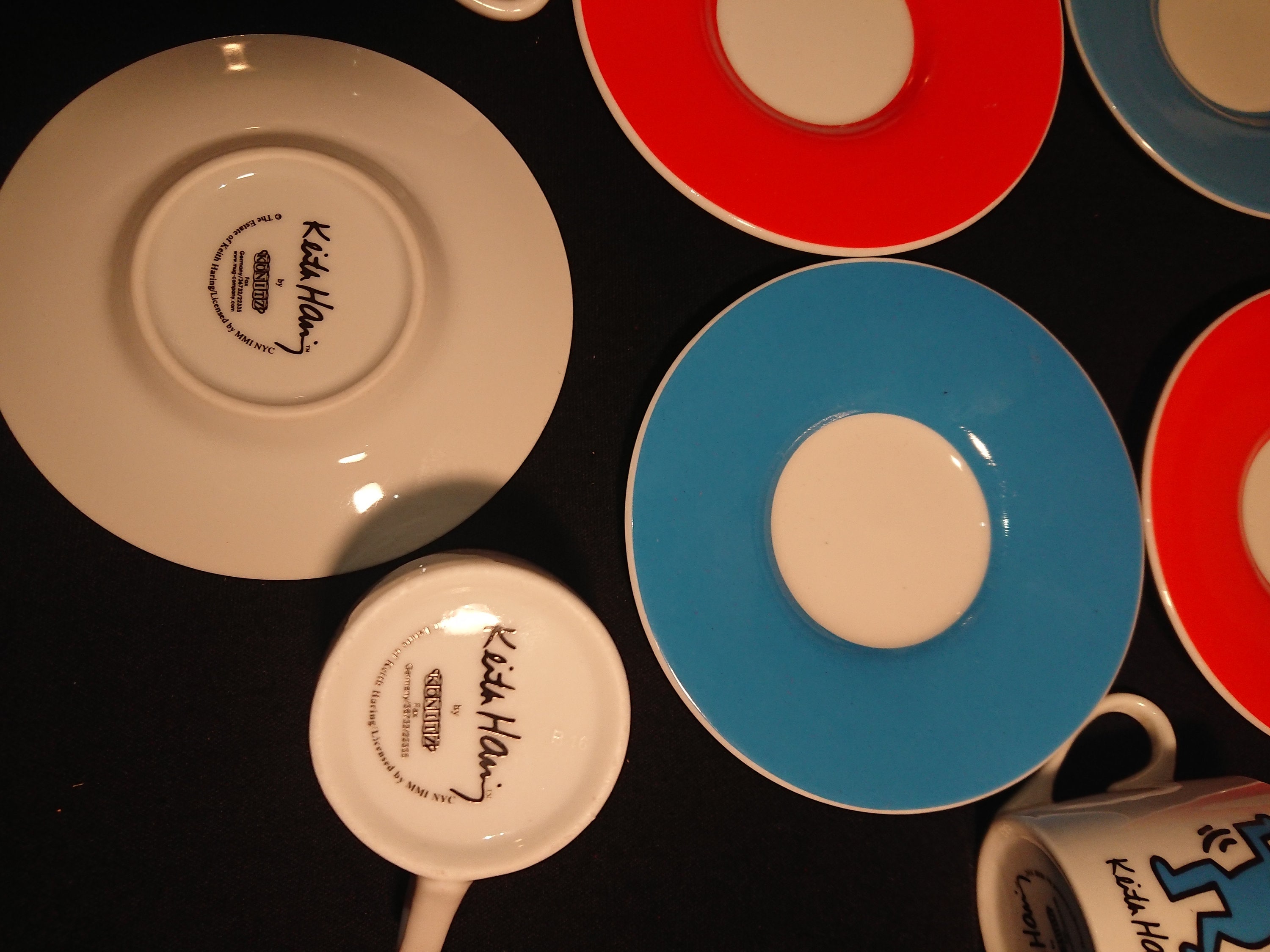 Keith Haring Espresso Cups, Motif DANCE, License MMI New York for ...