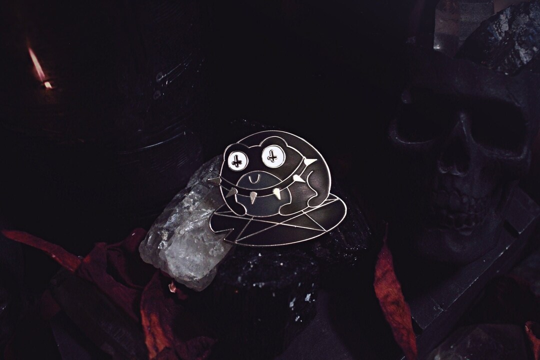 Goth Frog Pin Enamel Lapel Pin Toad Gothic Punk Black Metal Witch ...