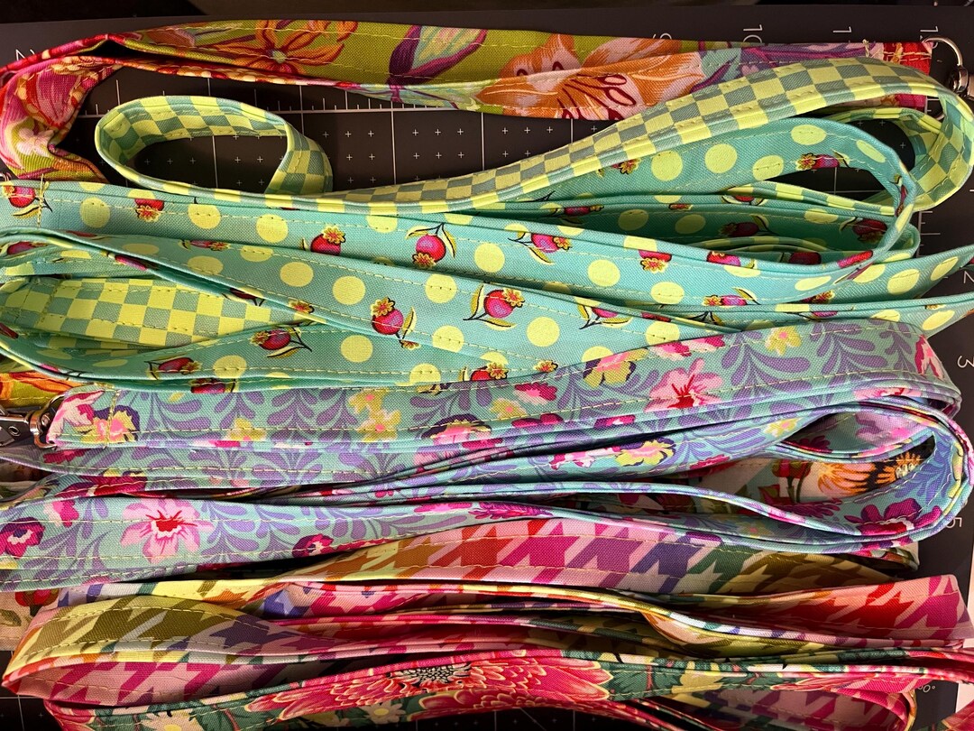 Lanyard | Tula Pink Untamed | Green Fabric Drop | Badge Holder ...