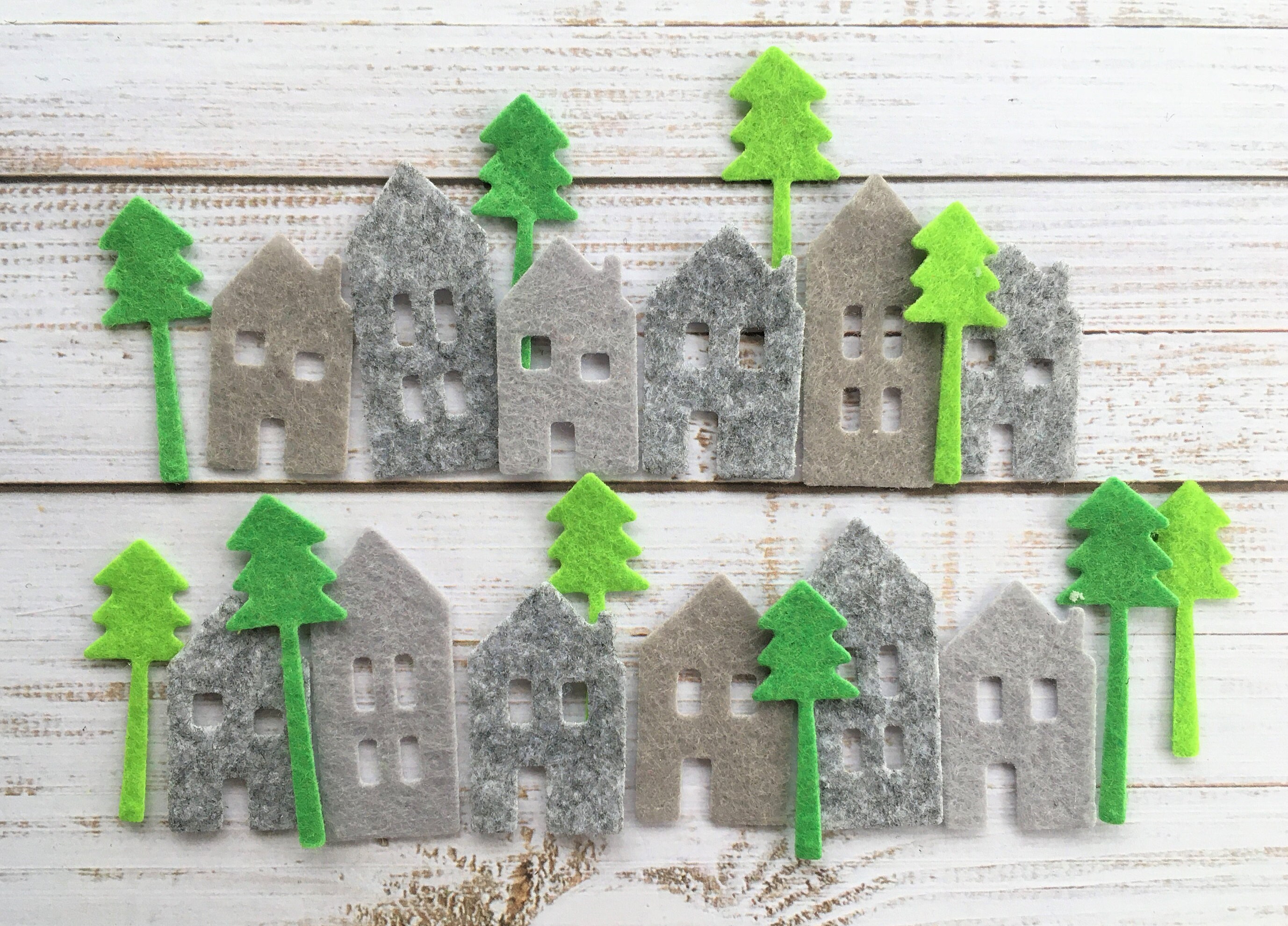 12 X FELT HOUSES Felt Houses Die Cut Houses Little House | Etsy UK