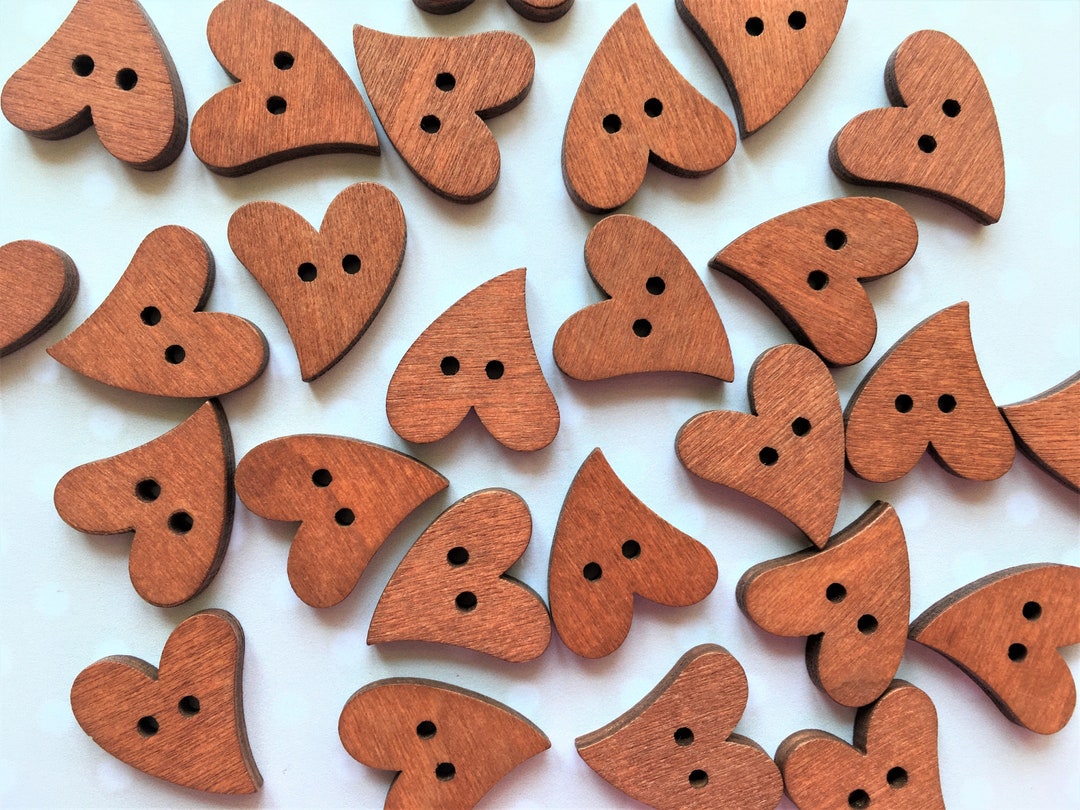 STYLISED WOODEN HEART Buttons X 9, 20mm X 16mm Heart Buttons, Chunky ...