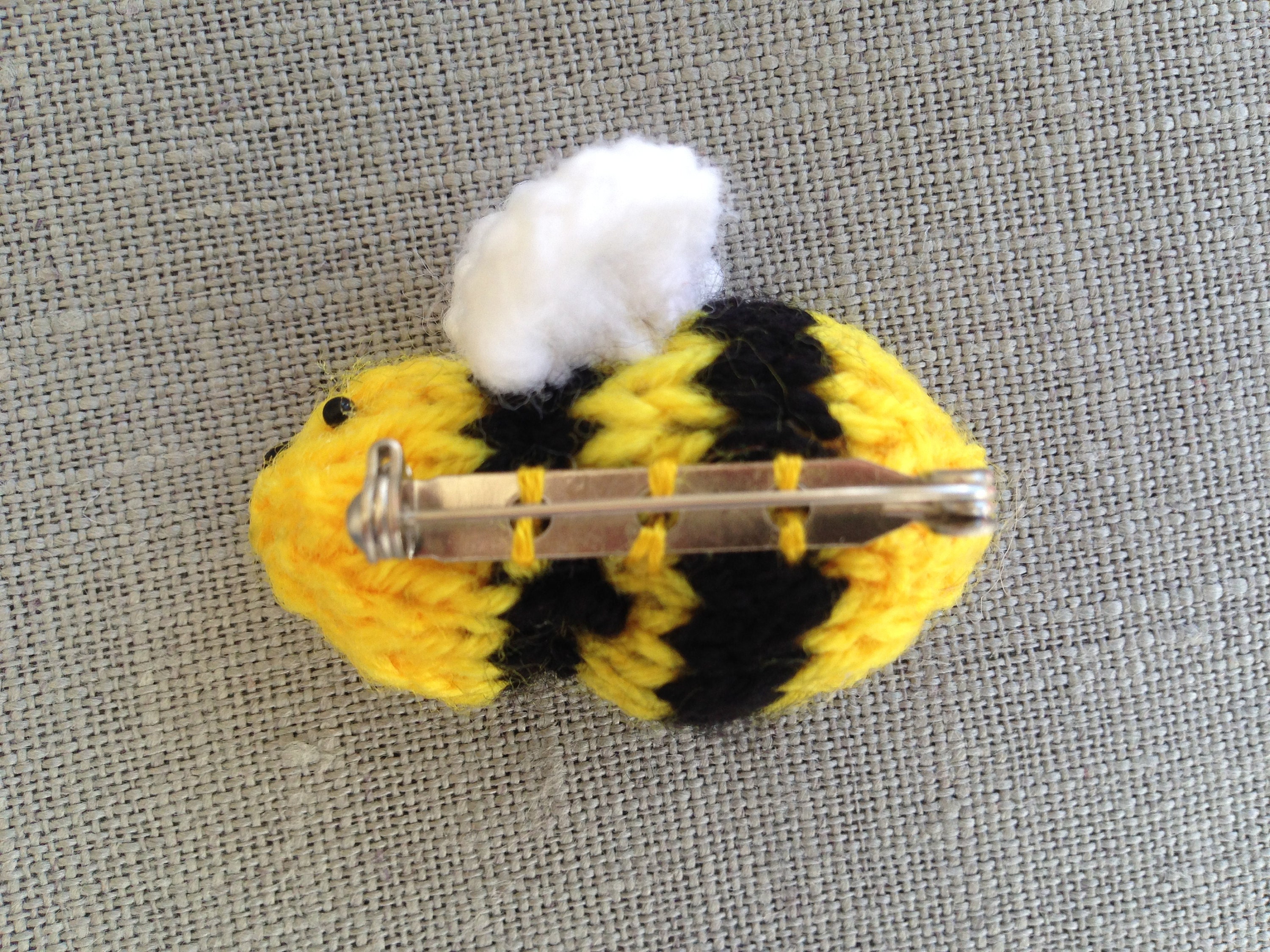 Bee Knitting PATTERN Bee Brooch Knitting Pattern Bumblebee - Etsy UK