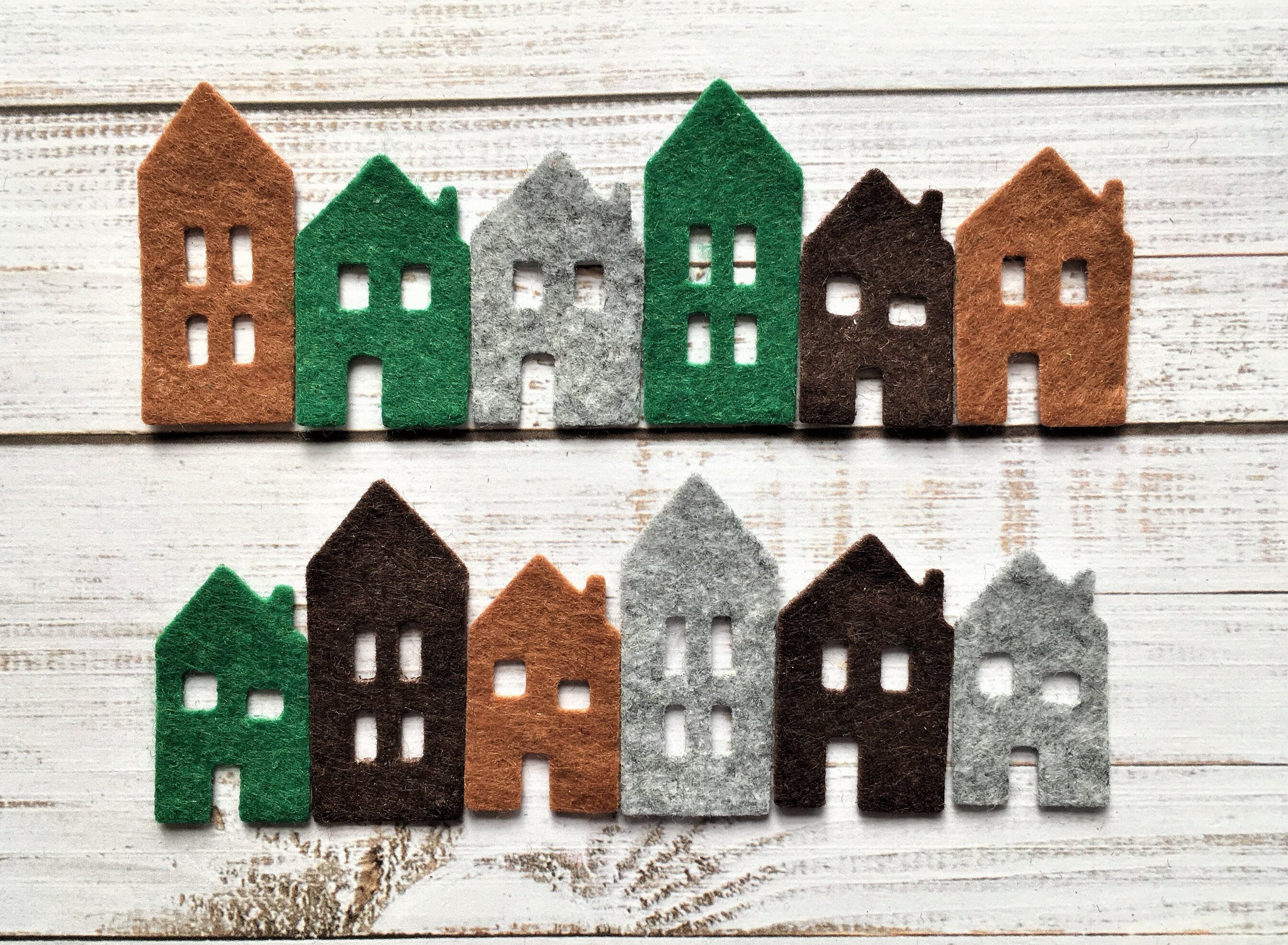 12 X FELT HOUSES Felt Houses Die Cut Houses Little House | Etsy UK