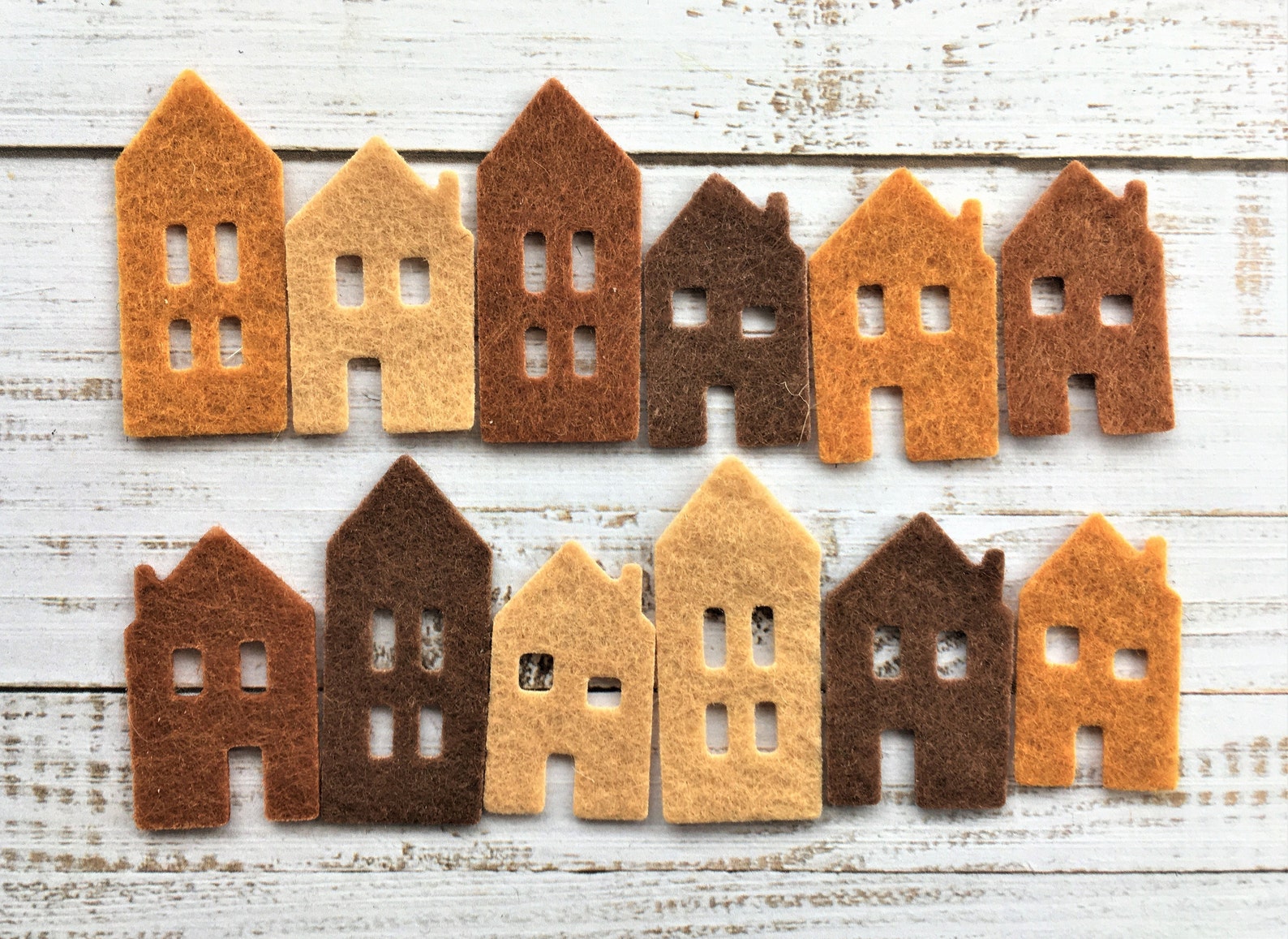 12 X FELT HOUSES Felt Houses Die Cut Houses Little House | Etsy UK