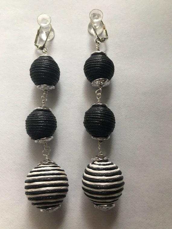 Thread Wrapped Earrings Black striped and silver | Etsy