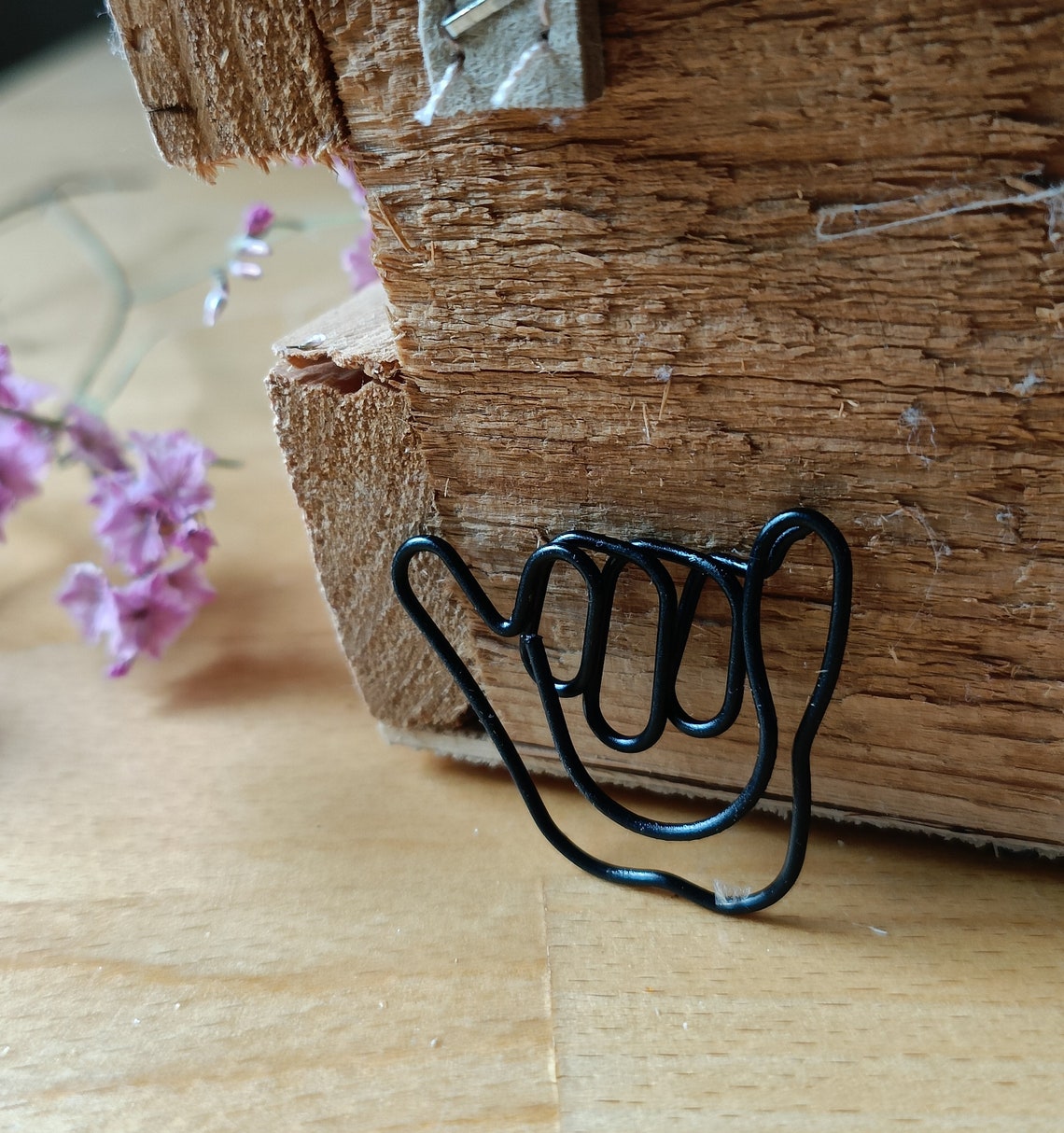 20 BIG D CLIPS Metallic Black Paper Clips Shaka Sign 3.5 X 3 - Etsy