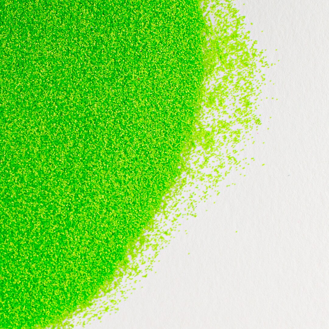 Lit Green - Neon Blacklight Powder, 008" Ultra Fine, UV Reactive Powder ...