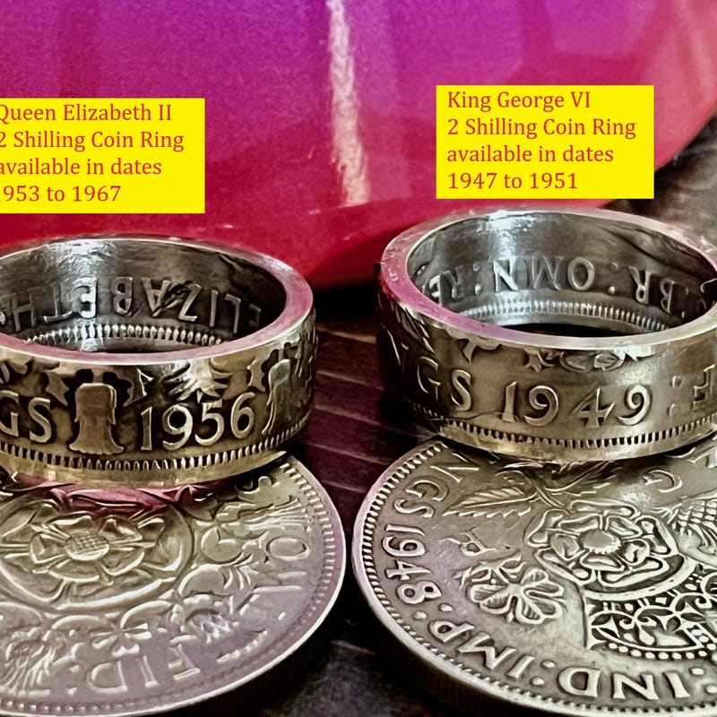 Signet Ring King England - Etsy