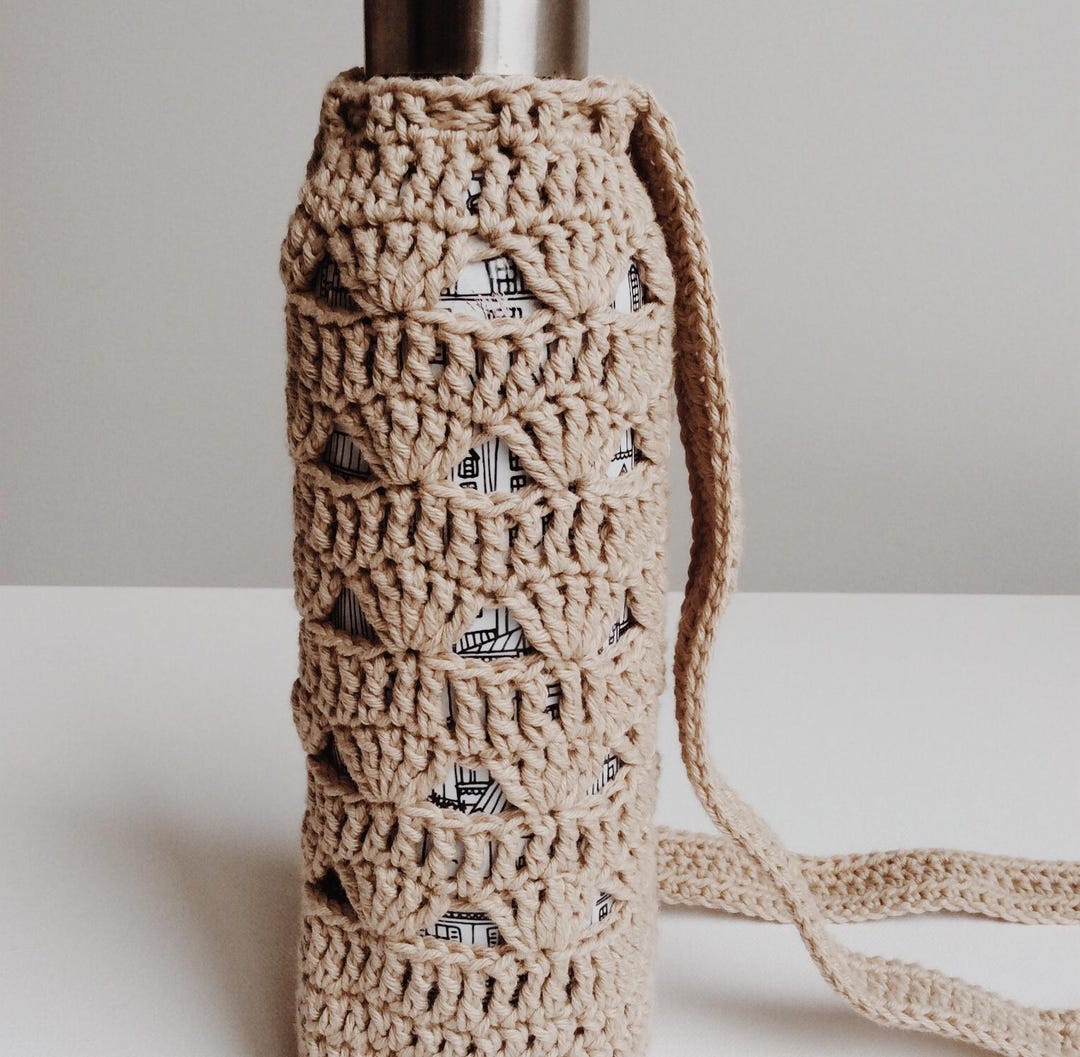 Modèle au crochet de porte-bouteilles d'eau, plus du vin et de la bière ...