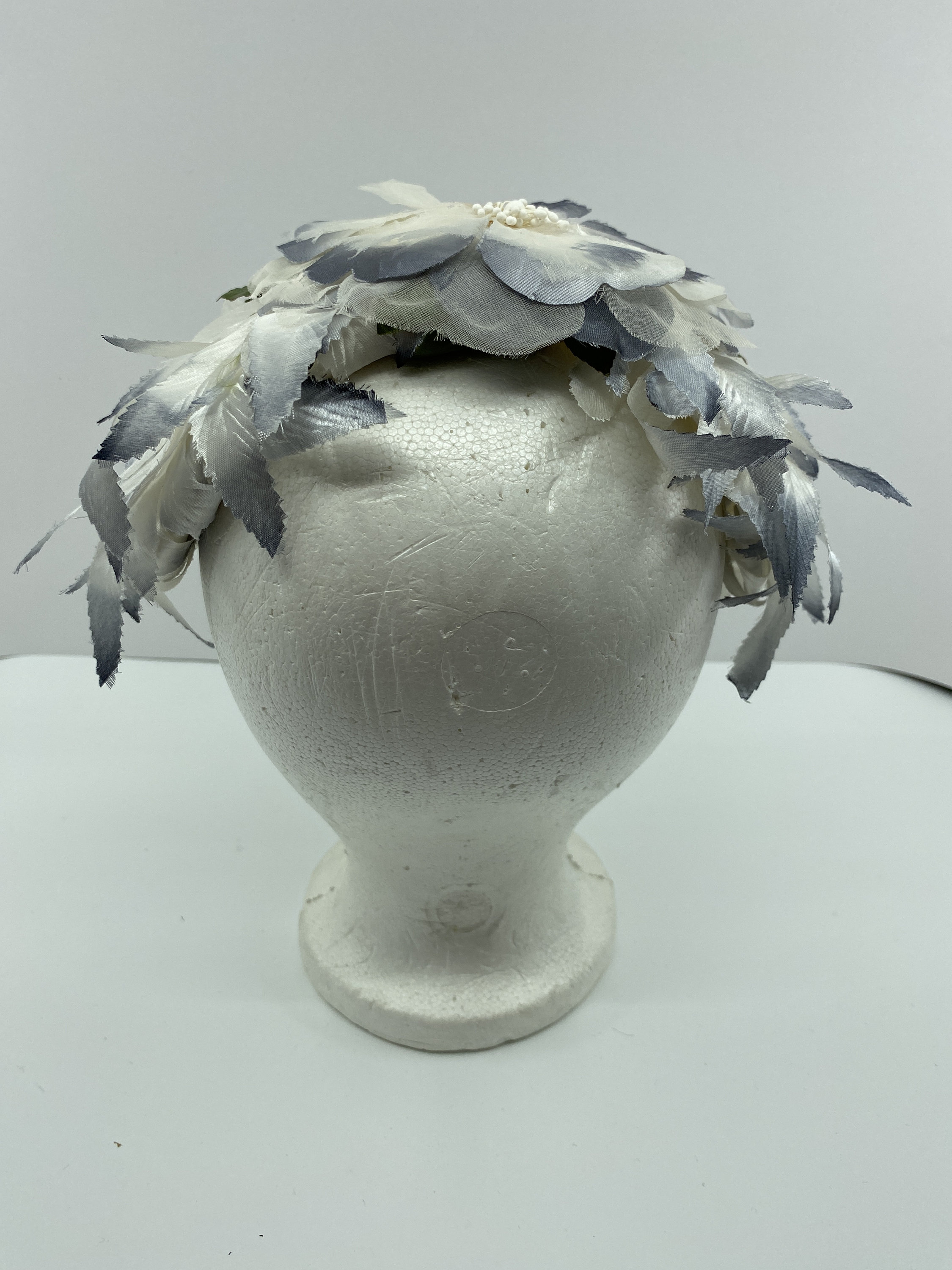 1950's Vintage Ladies Hat White With Grey Flower and Leaves, Calot ...