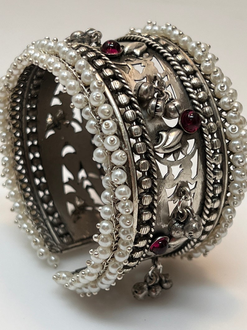 Kundan Kada/ Party Bangles/ Designer Bangles/ Polki Bangles/ Indian ...