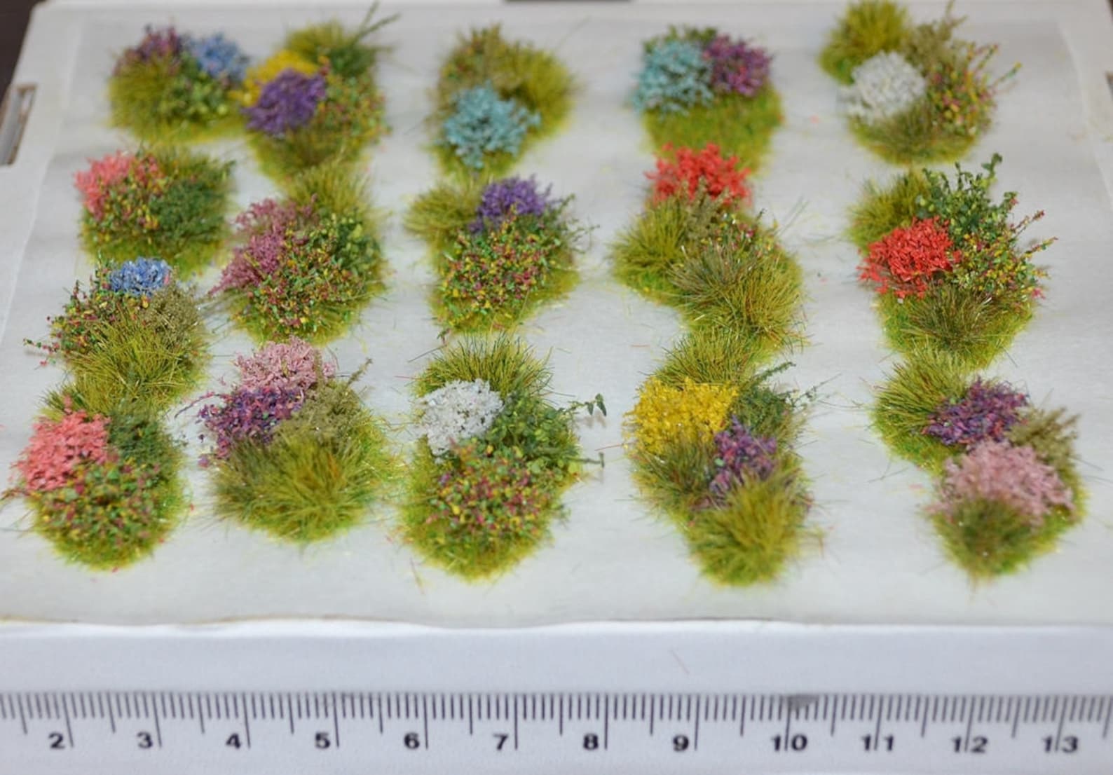 Model Flower Grass Tufts Diorama Elements Self Adhesive - Wargame ...