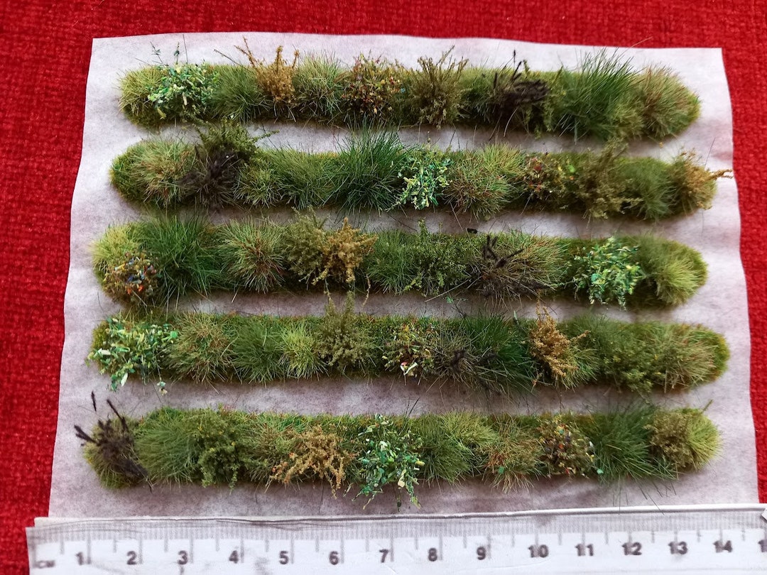 Model Diorama Strips - Grass Tufts Self Adhesive - Wargames Dioramas ...